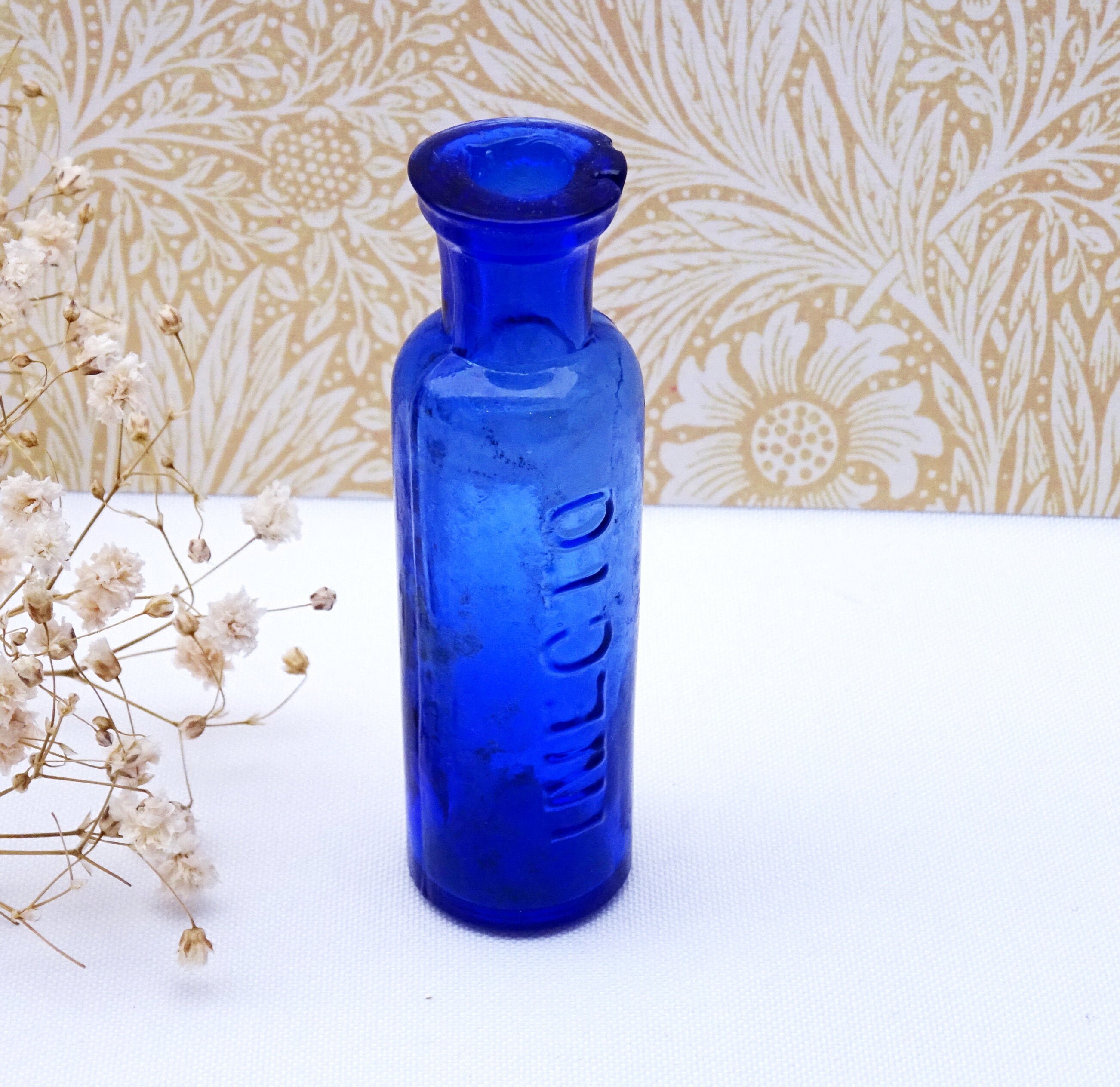 Antique cobalt blue INECTO hair dye bottle rarer blue glass | Etsy