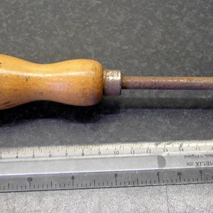 Vintage Scraper Tool, Triangular Head. Antique Tools, Old Tools, Man ...
