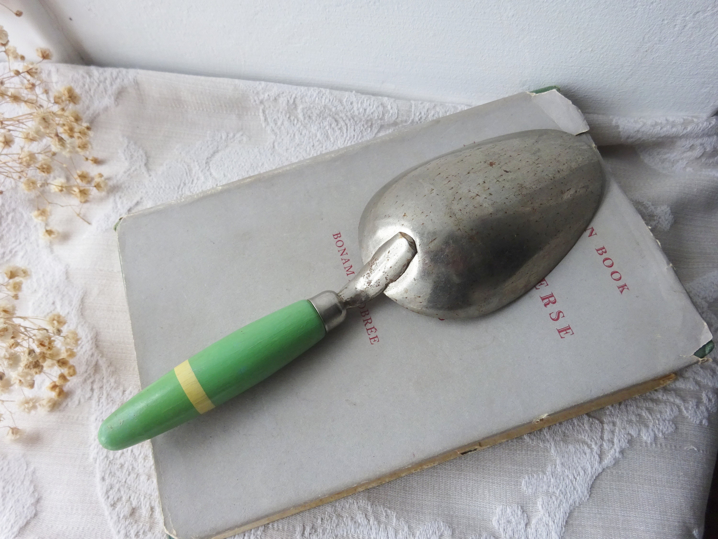 Vintage Skyline Measuring Scoop 1/4 Cup Level Full Greem - Etsy