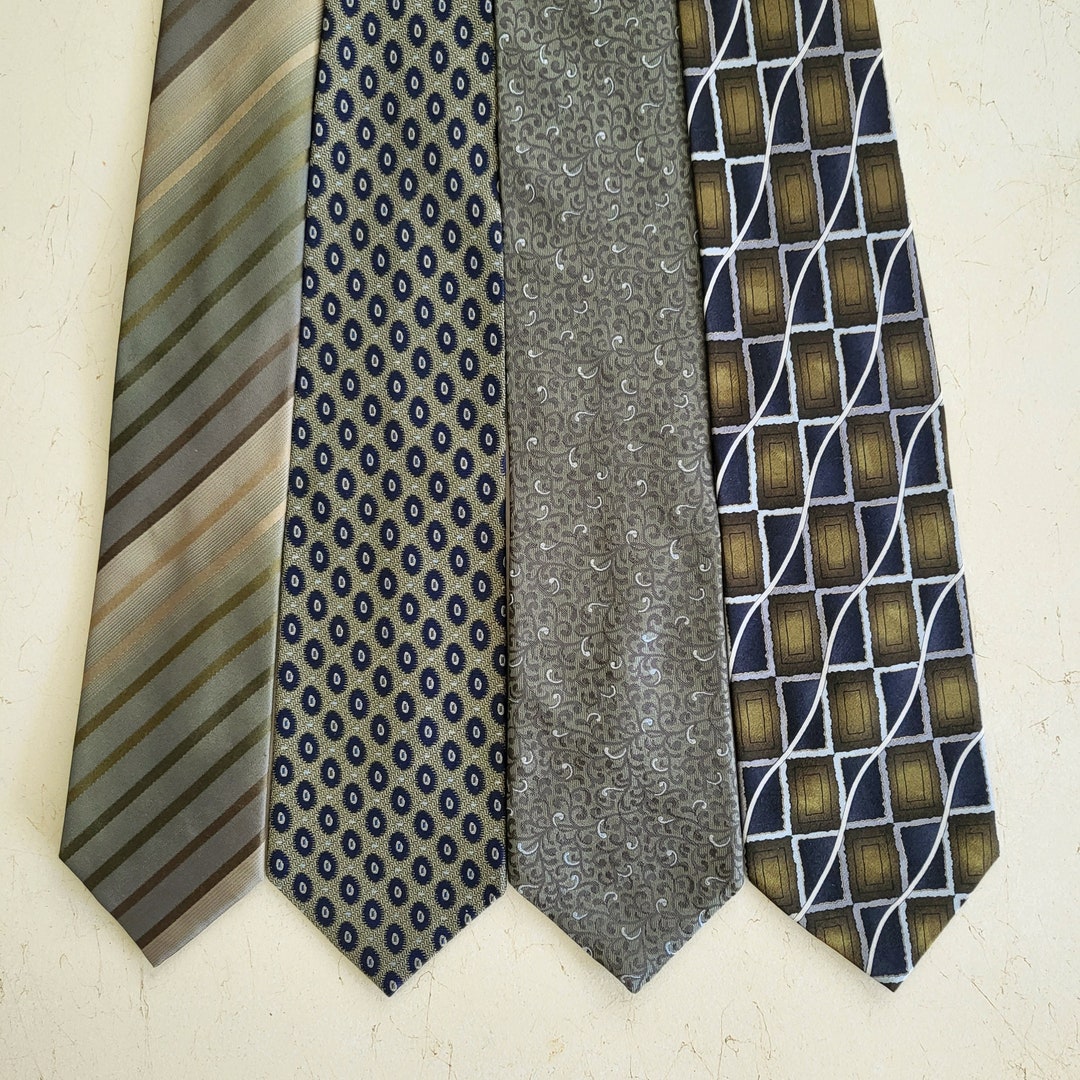Vintage Men’s Neckties/ Retro Men’s Accessories, Green Designer Silk ...