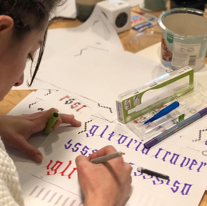 Blackletter Fraktur Calligraphy Worksheets Lowercase Fraktur - Etsy