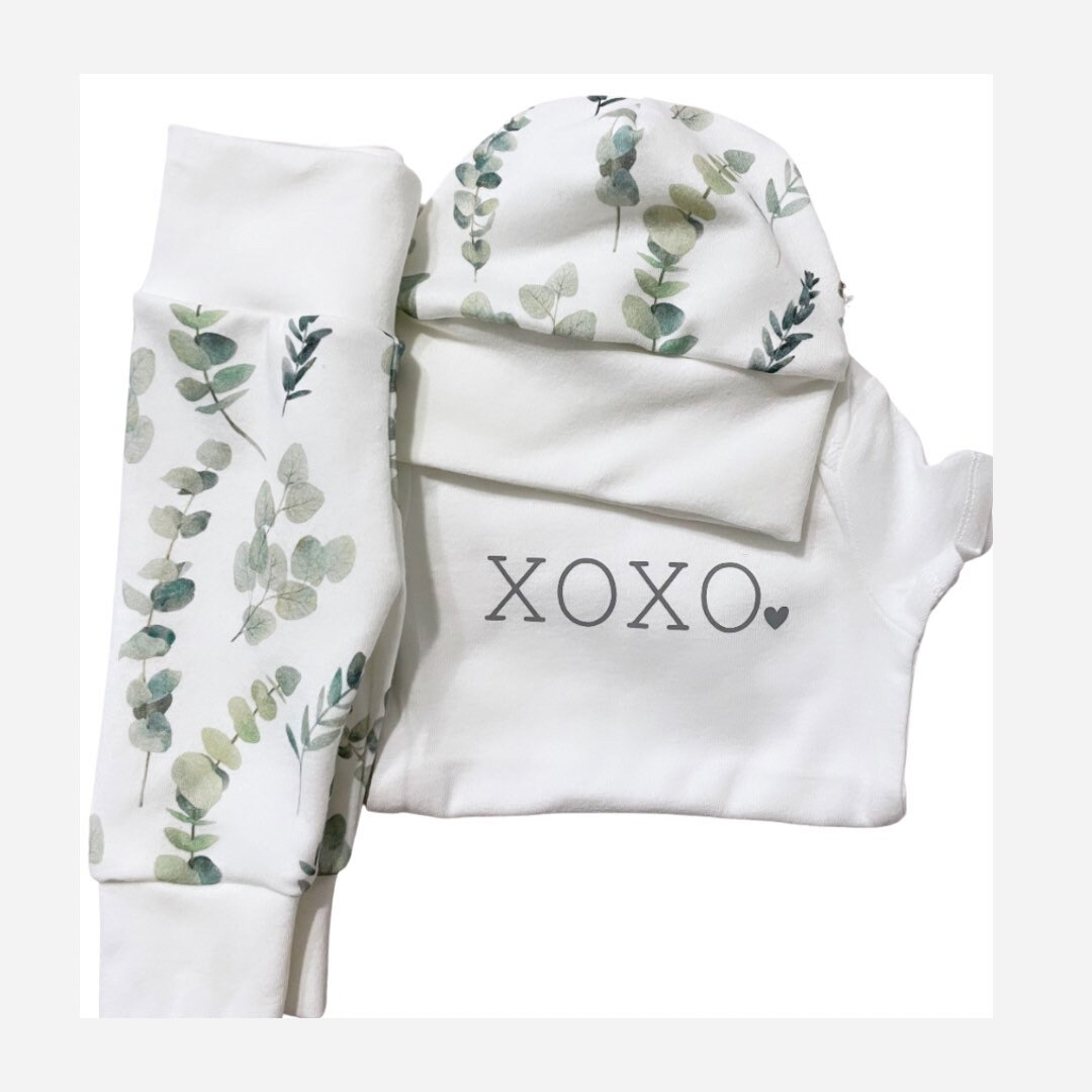 Gender Neutral Outfit, Eucalyptus Gift Set in Organic Cotton, Green ...