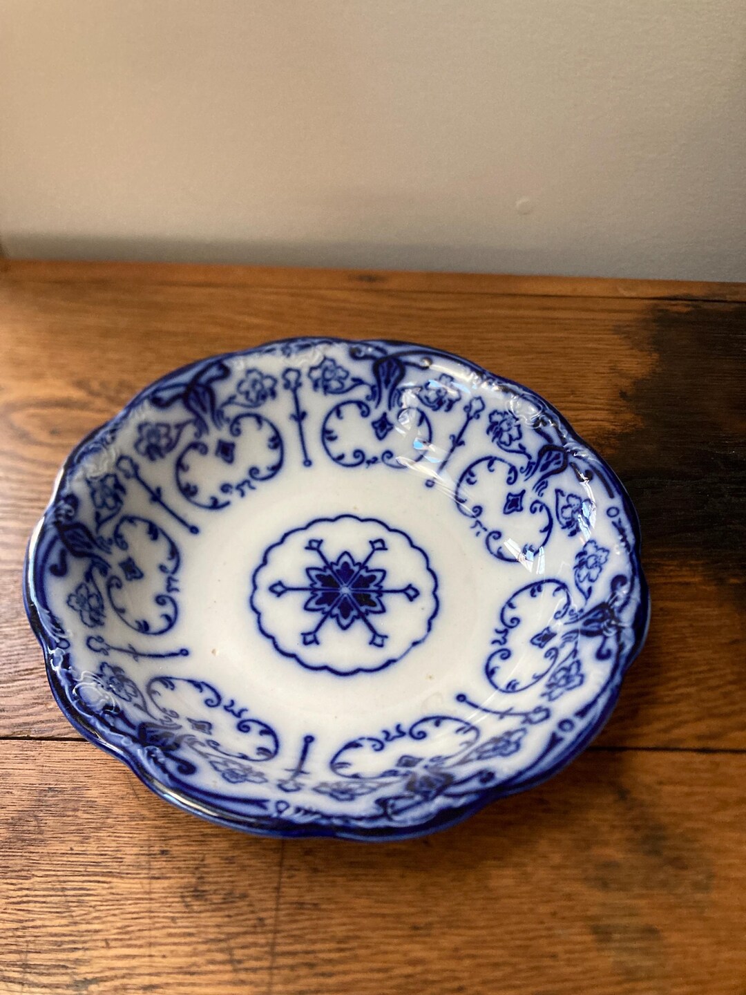 Vintage Conway Pattern 9” Serving Bowl, New Warf Pottery Co. Flow Blue ...