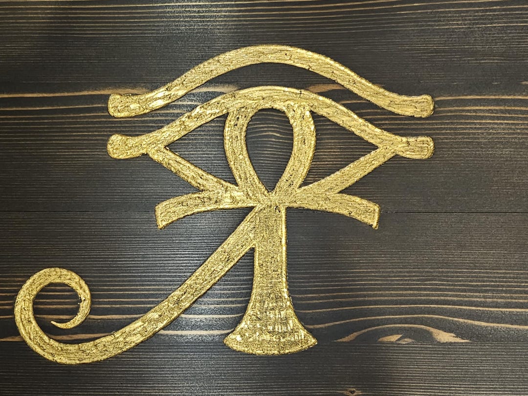 Eye of Horus Altar Table - Etsy