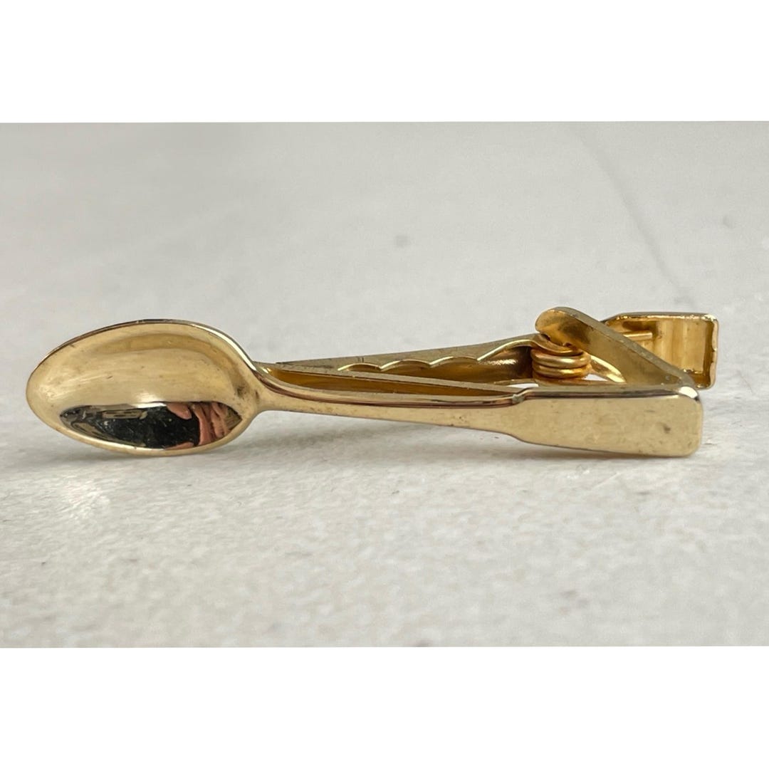 Vintage Spoon Tie Clip 1960s Gold Tone Metal Kitchen Utensil Necktie ...