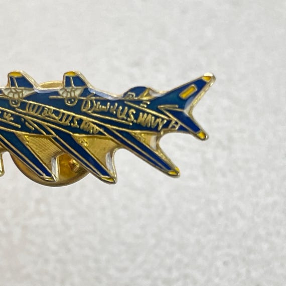 Vintage US Navy Fighter Jets Pin 1970s Military Pilot… - Gem