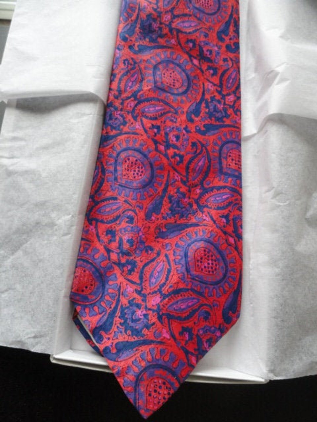 Vintage Mens KIPPER Bright Purple Red Paisley Tie Campus - Etsy