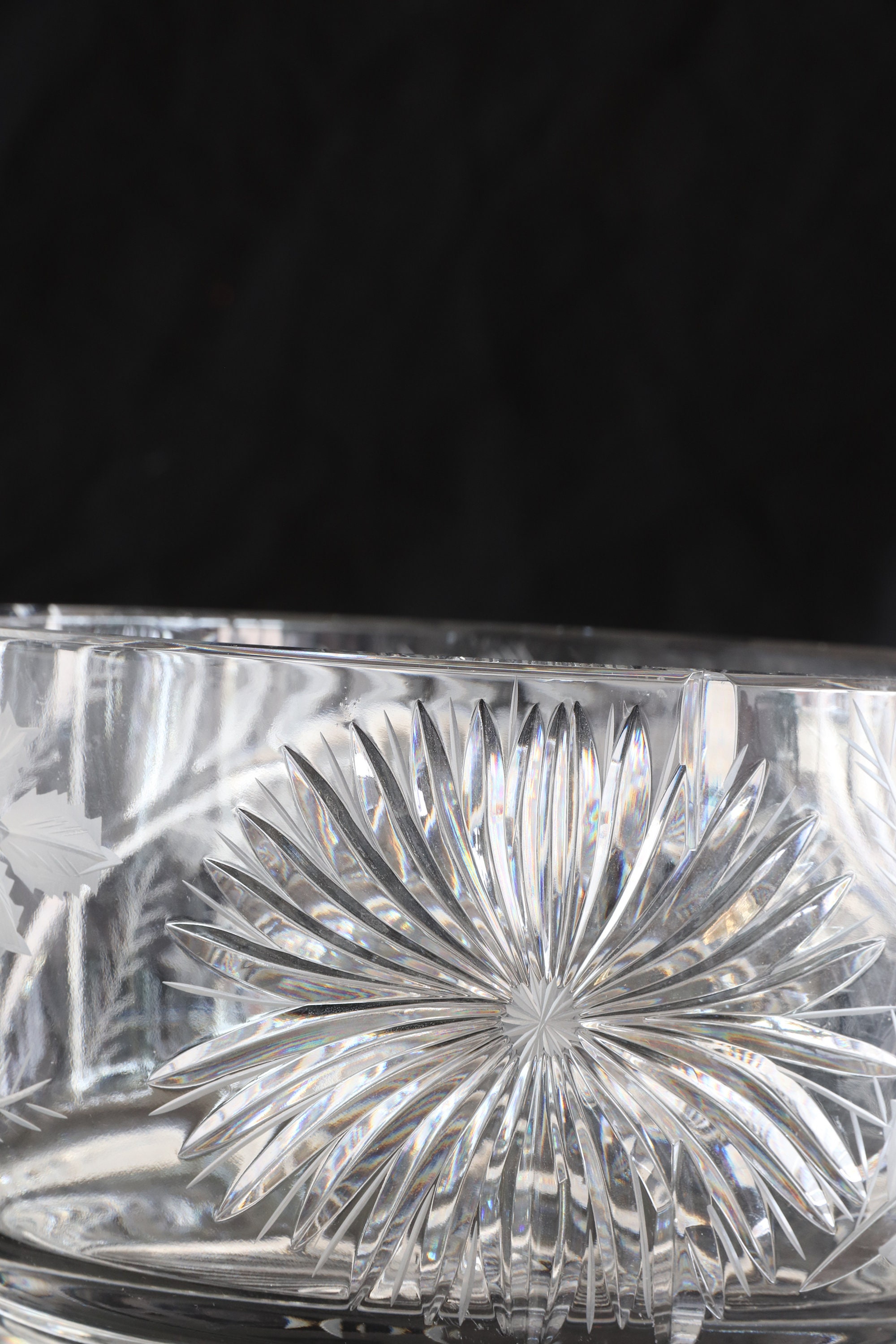 Vintage Thomas Webb Heavily Etched Serving Bowl 8 Signed | Etsy