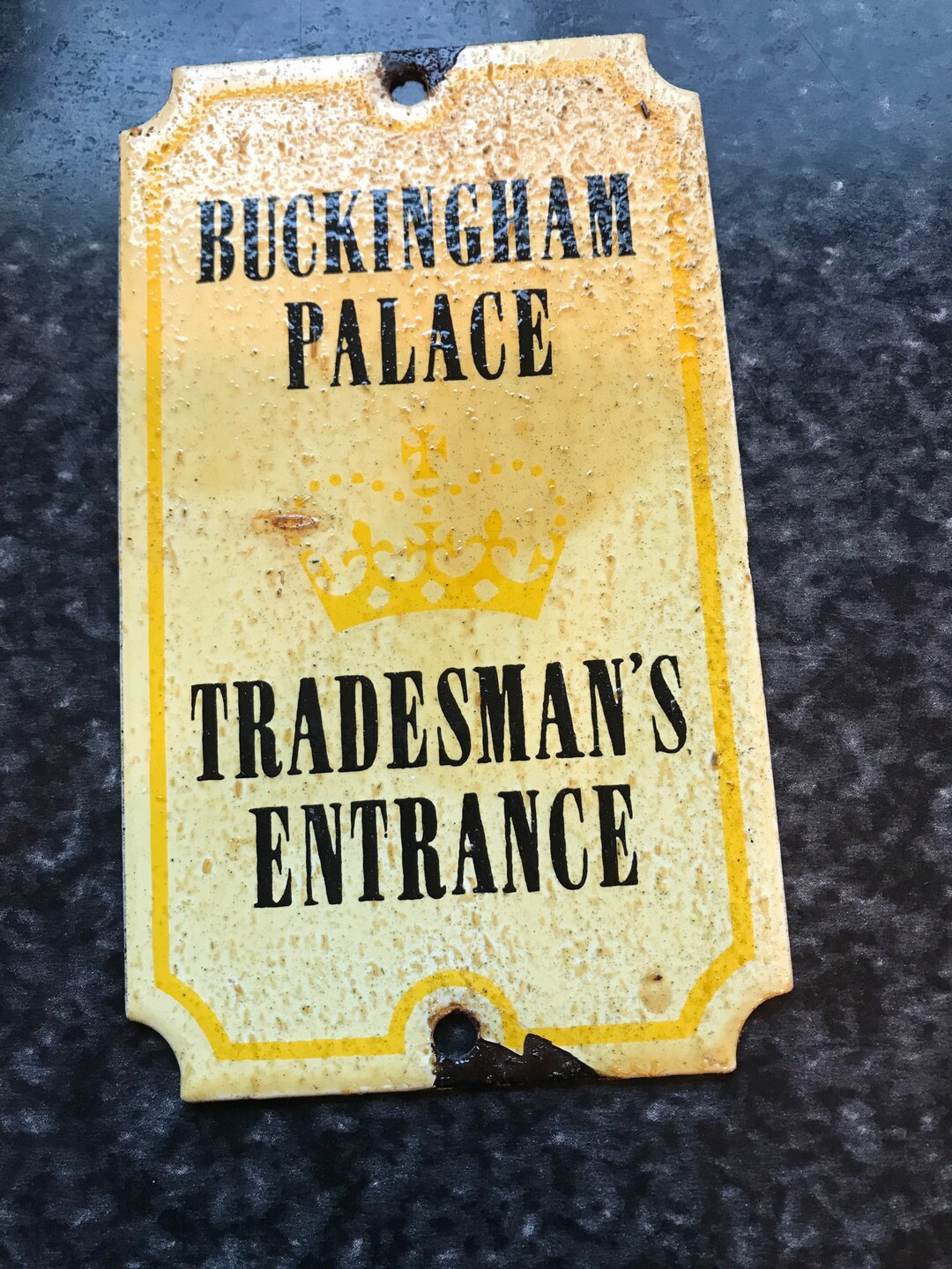 Vintage a Genuine Dodo Porcelain Sign Buckingham Palace Tradesman's ...