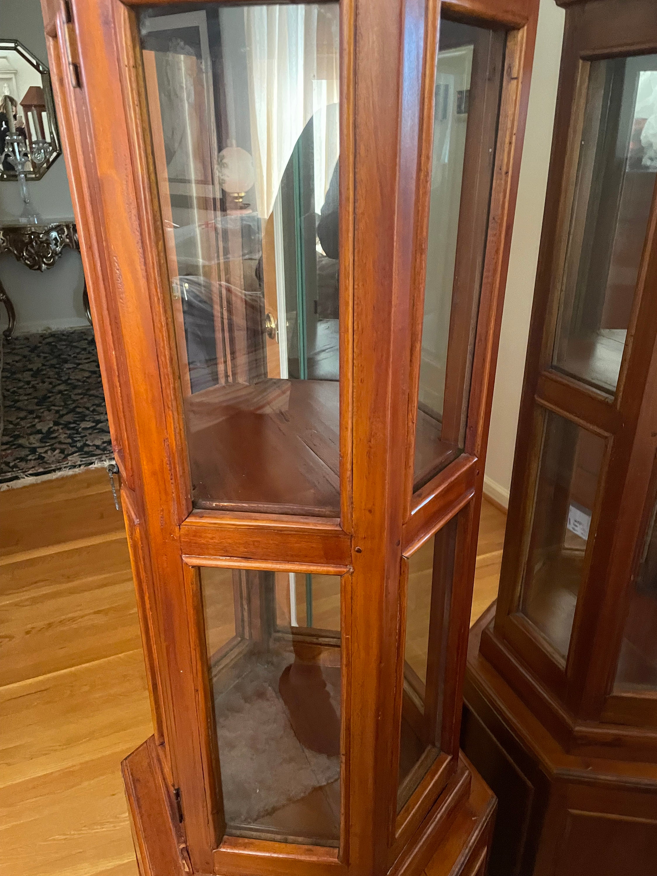 Asian Pagoda Style Curio Cabinet - Etsy