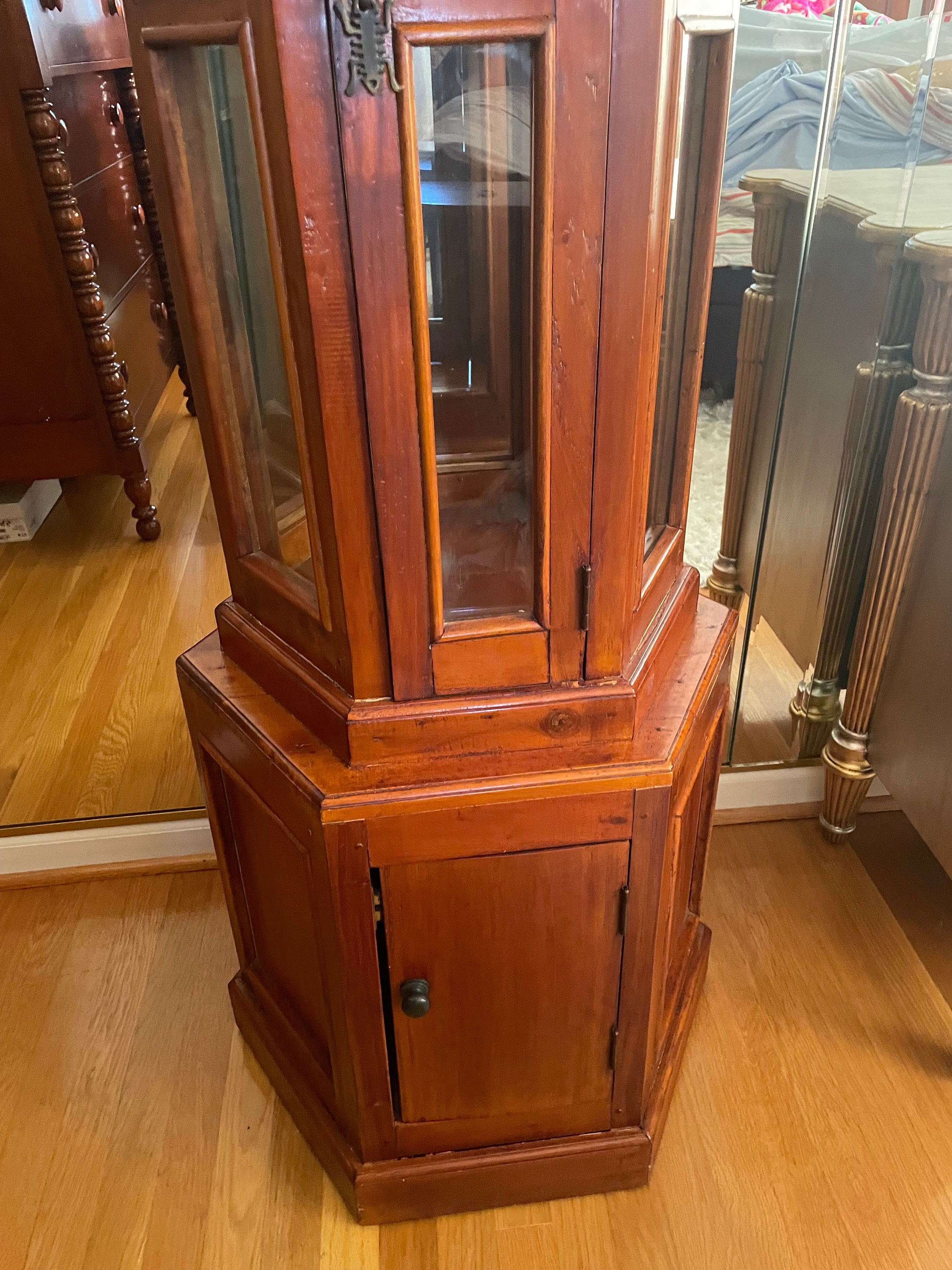 Asian Pagoda Style Curio Cabinet - Etsy