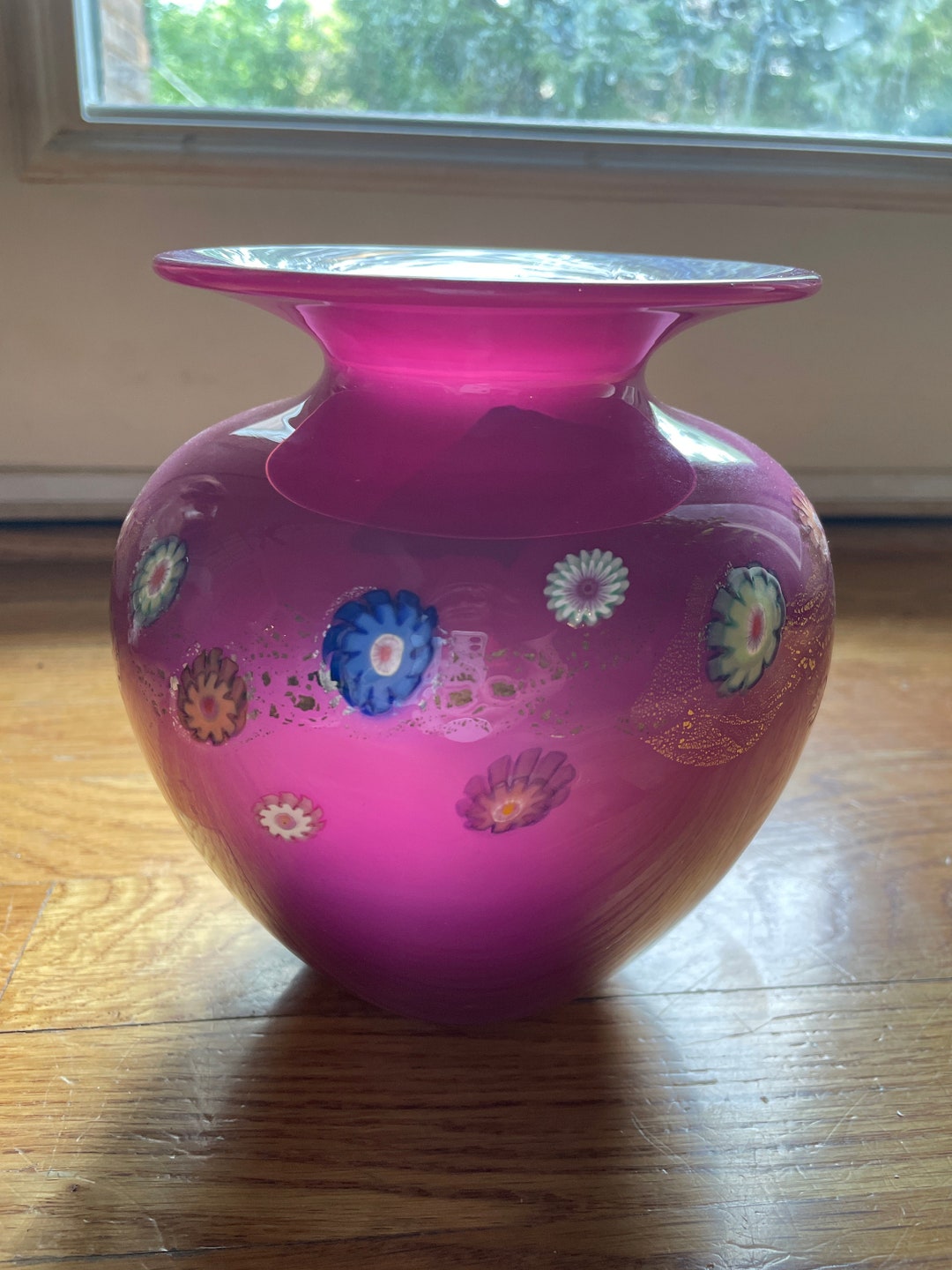 Ken and Ingrid Hanson Signed Blossom Vase in a Lavender Shade With Gold ...