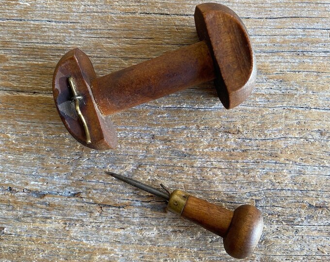 Shaker Apple Core Spool With Awl, Crafted From Maple Timber and Brass ...