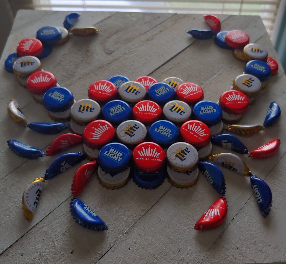 Red White and Blue Craft Beer Bottle Cap Crab Wall Art - Etsy