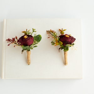 Boutonniere, Groomsmen Buttonhole Burgundy, Grooms Boutonniere Set ...