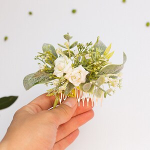 White Flower Comb, Greenery Hair Comb, Pale Green Comb, Rustic Wedding ...