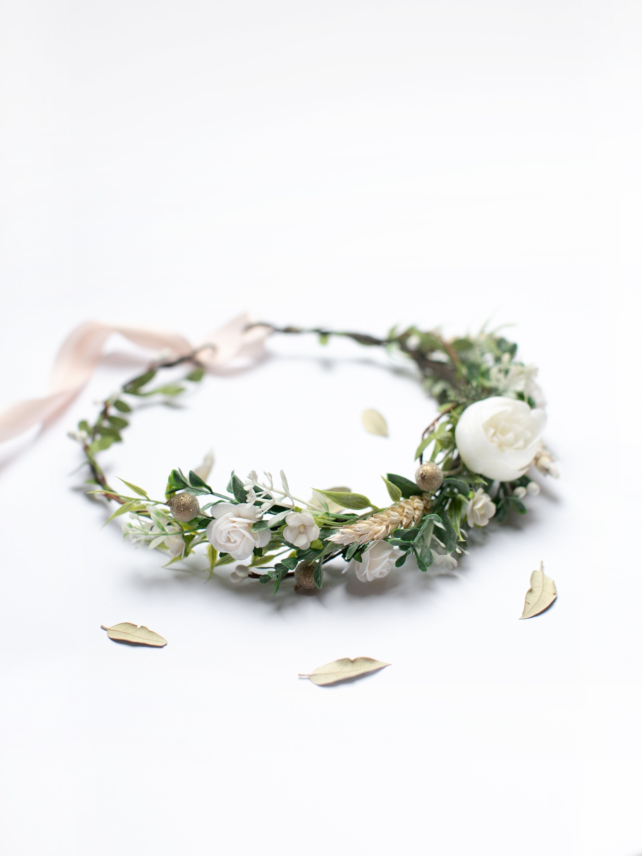 White flower crown Bridal floral crown Bridesmaid flower | Etsy