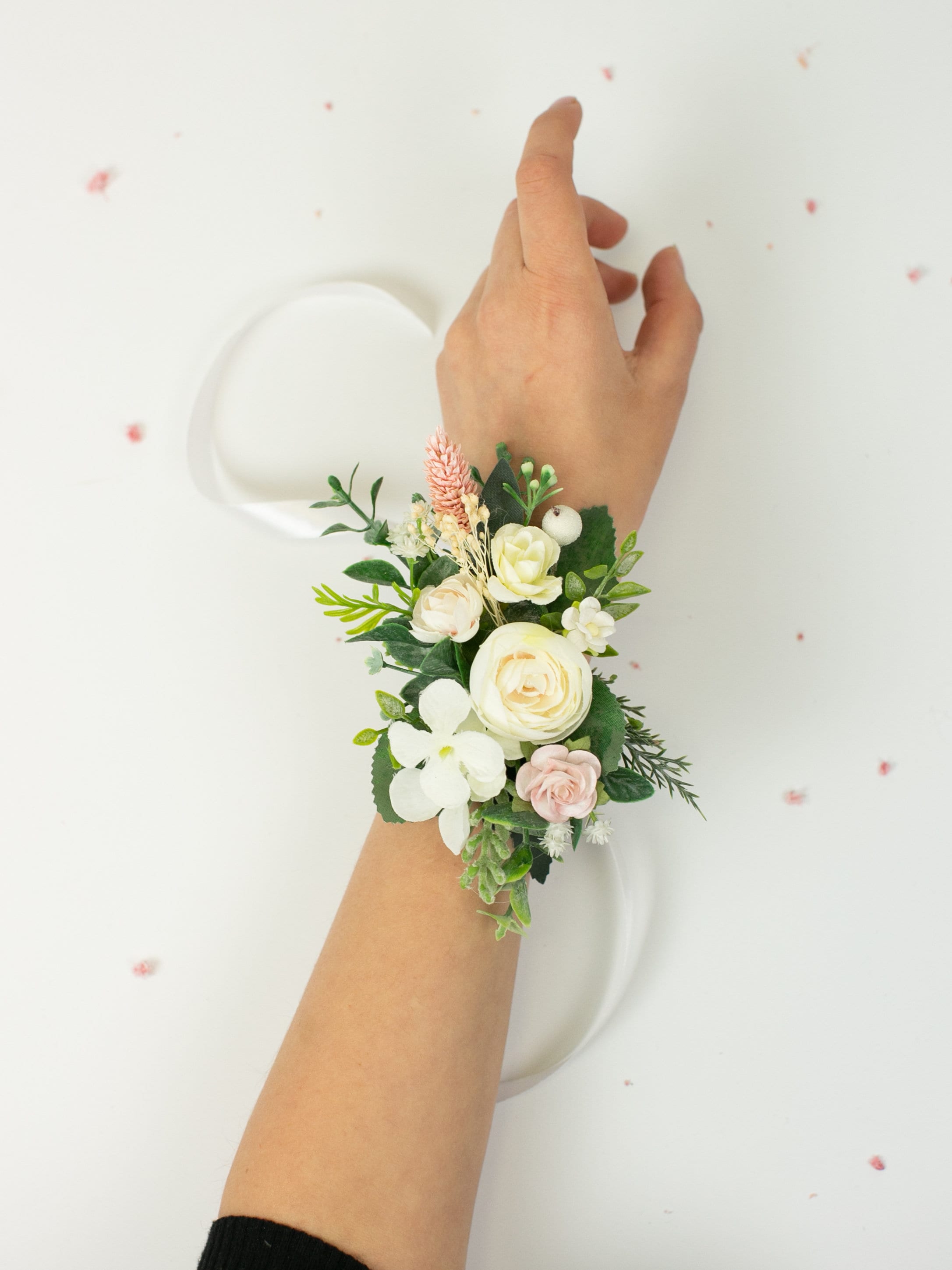 White Flower Corsage Floral Wrist Corsages Blush Wrist - Etsy