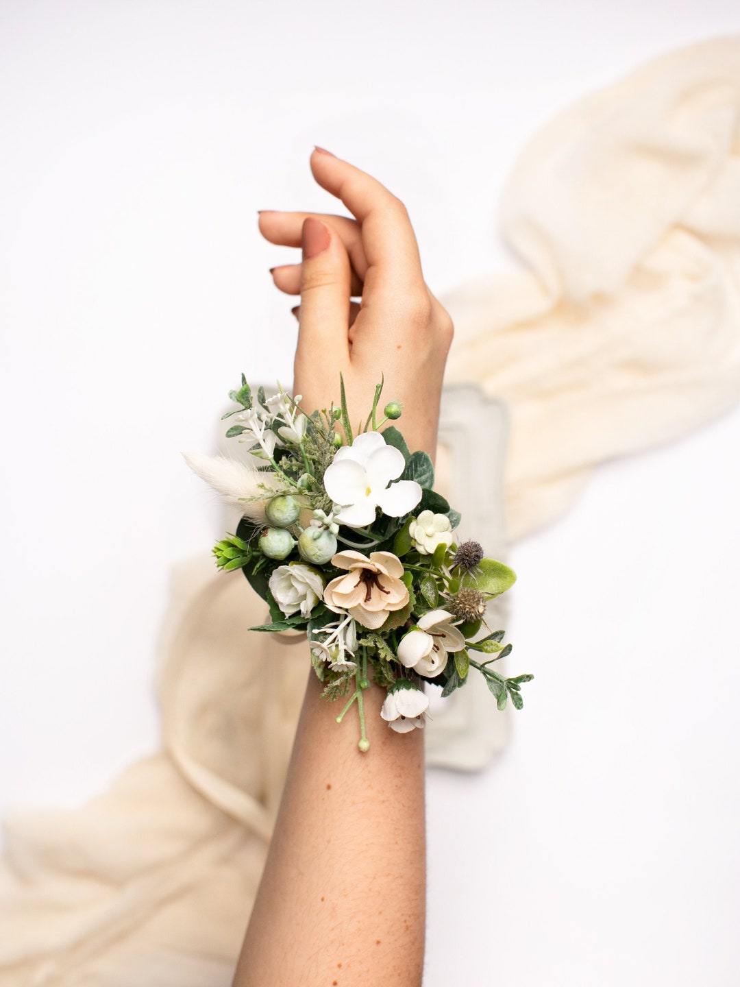 Rustic Wrist Corsage, Bridal Flower Corsage, Wedding Wrist Corsage ...