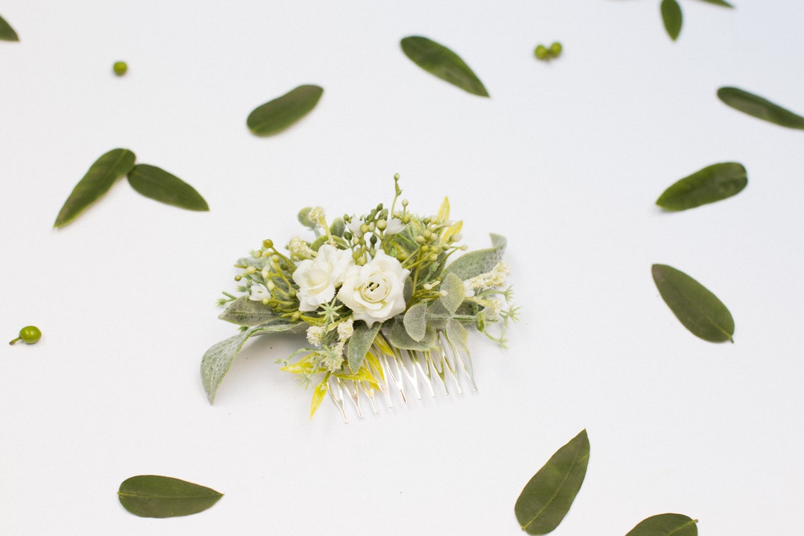 White flower comb Greenery hair comb Pale green comb Rustic | Etsy
