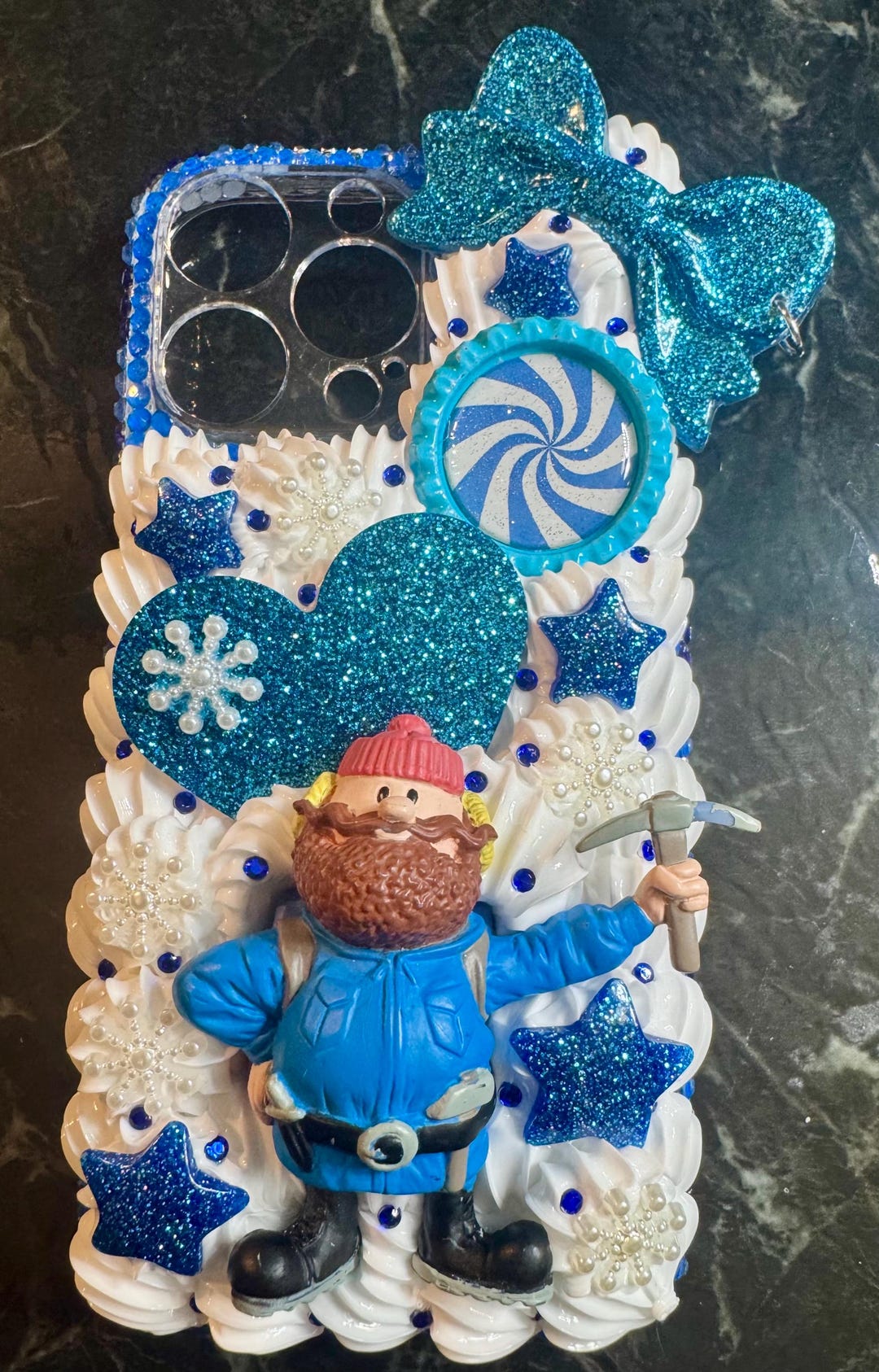 Beautiful Blue and White Yukon Cornelius Rudolph Reindeer Themed iPhone ...