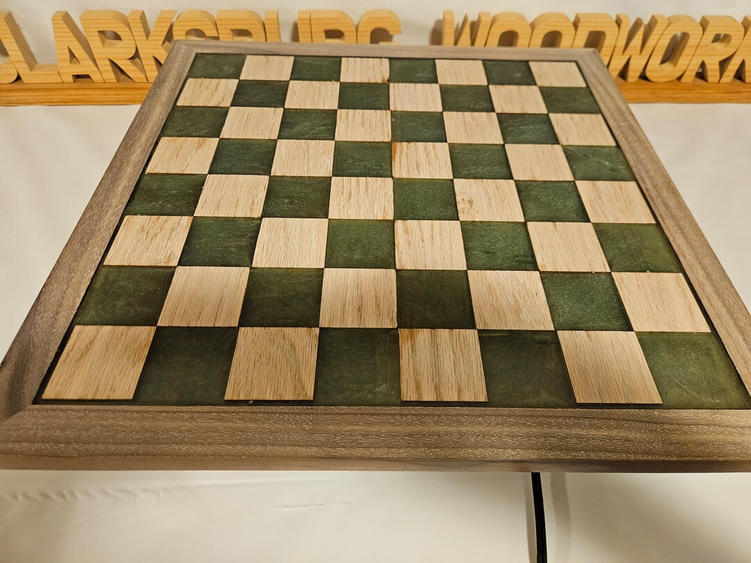 Red Oak and Green Resin Chess Board - Etsy