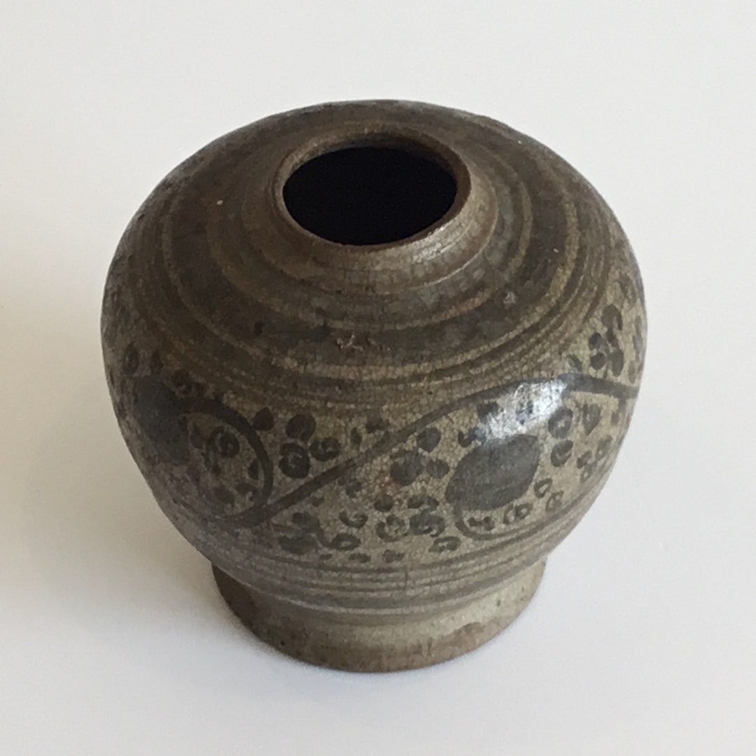 Rare Vase (15th Century) Thai Kalong Ware - Etsy