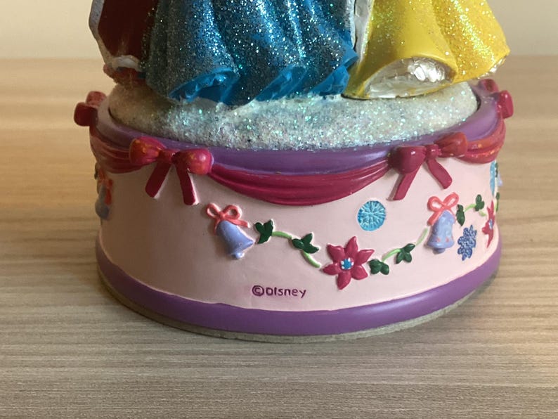 Vintage Disney Carousel | Walt Disney Princesses Musical, Original Box ...