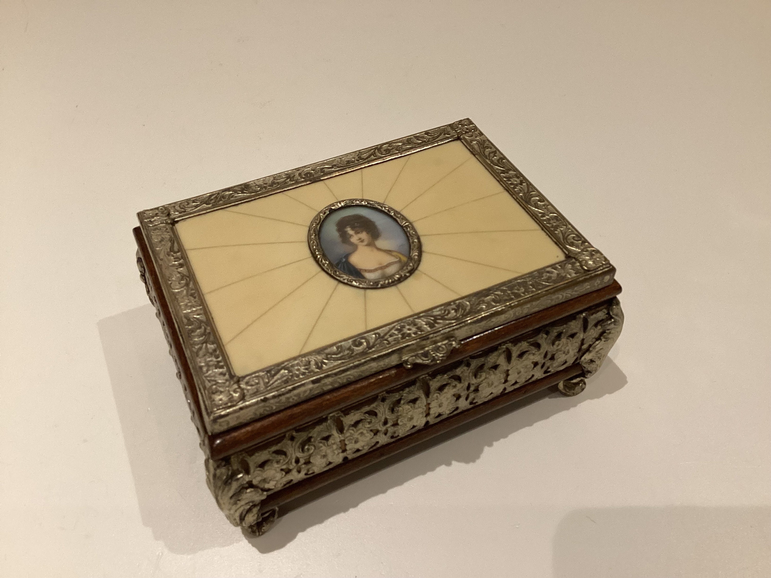 French music box Etsy France