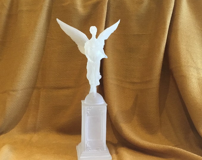 Frosted Lucite Angel, Italian Design (1970s) Crystalite Art - Etsy