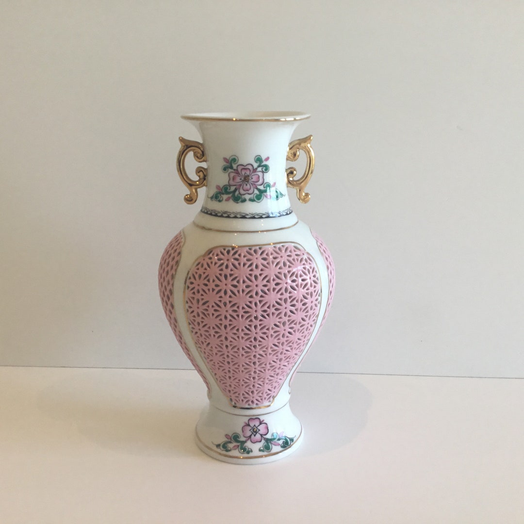 Chinese Porcelain Reticulated Vase (1960s) - Etsy