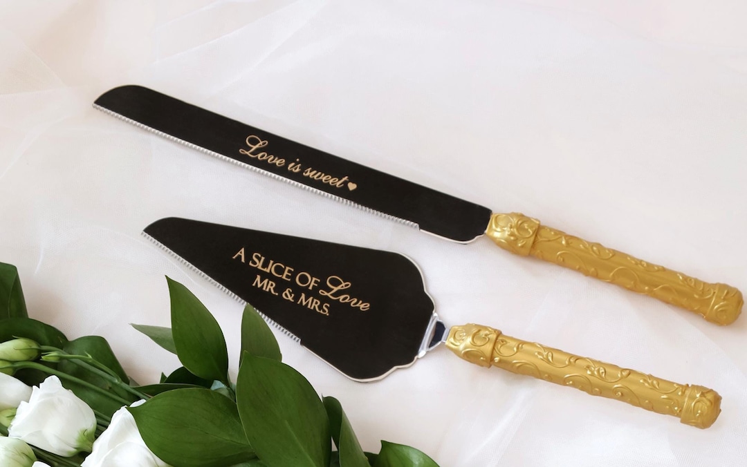Gold Wedding Cake Cutting Set Engraved Cake Server Set for Bride and ...