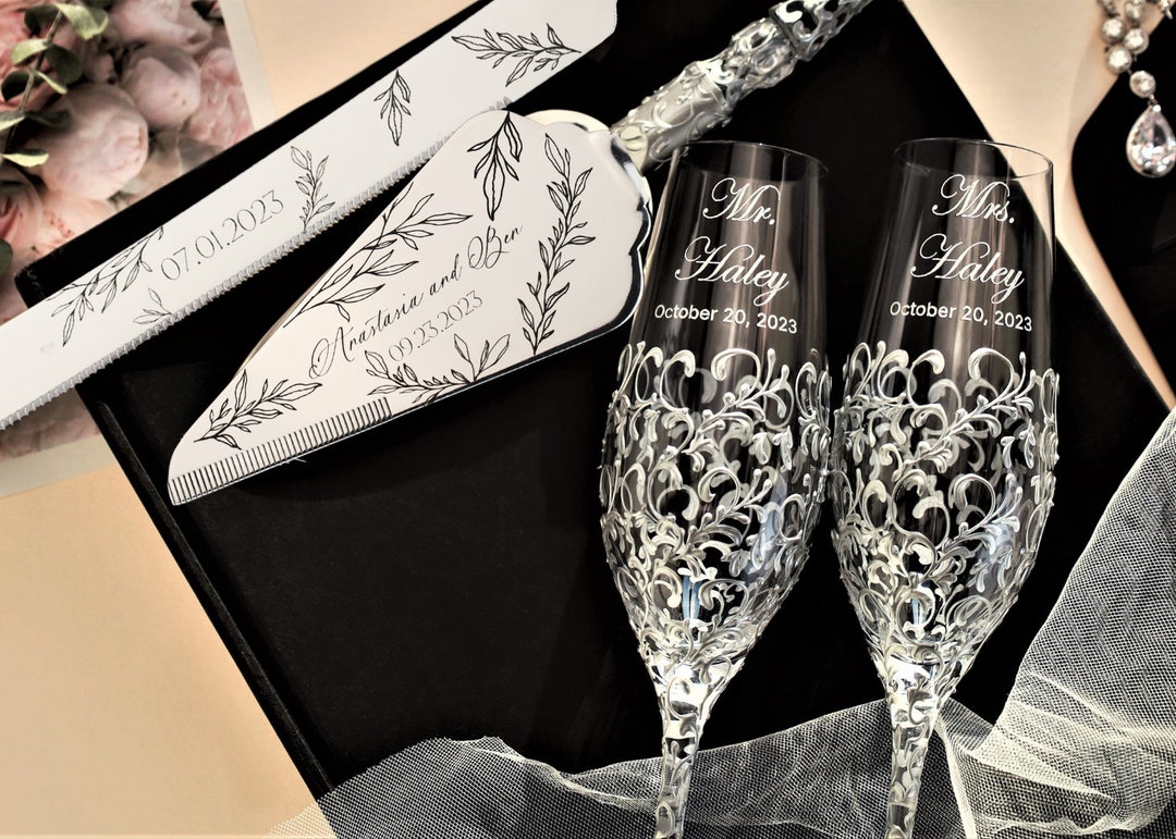 Silver Wedding Champagne Flutes and Cake Knife Set for Bride and Groom ...