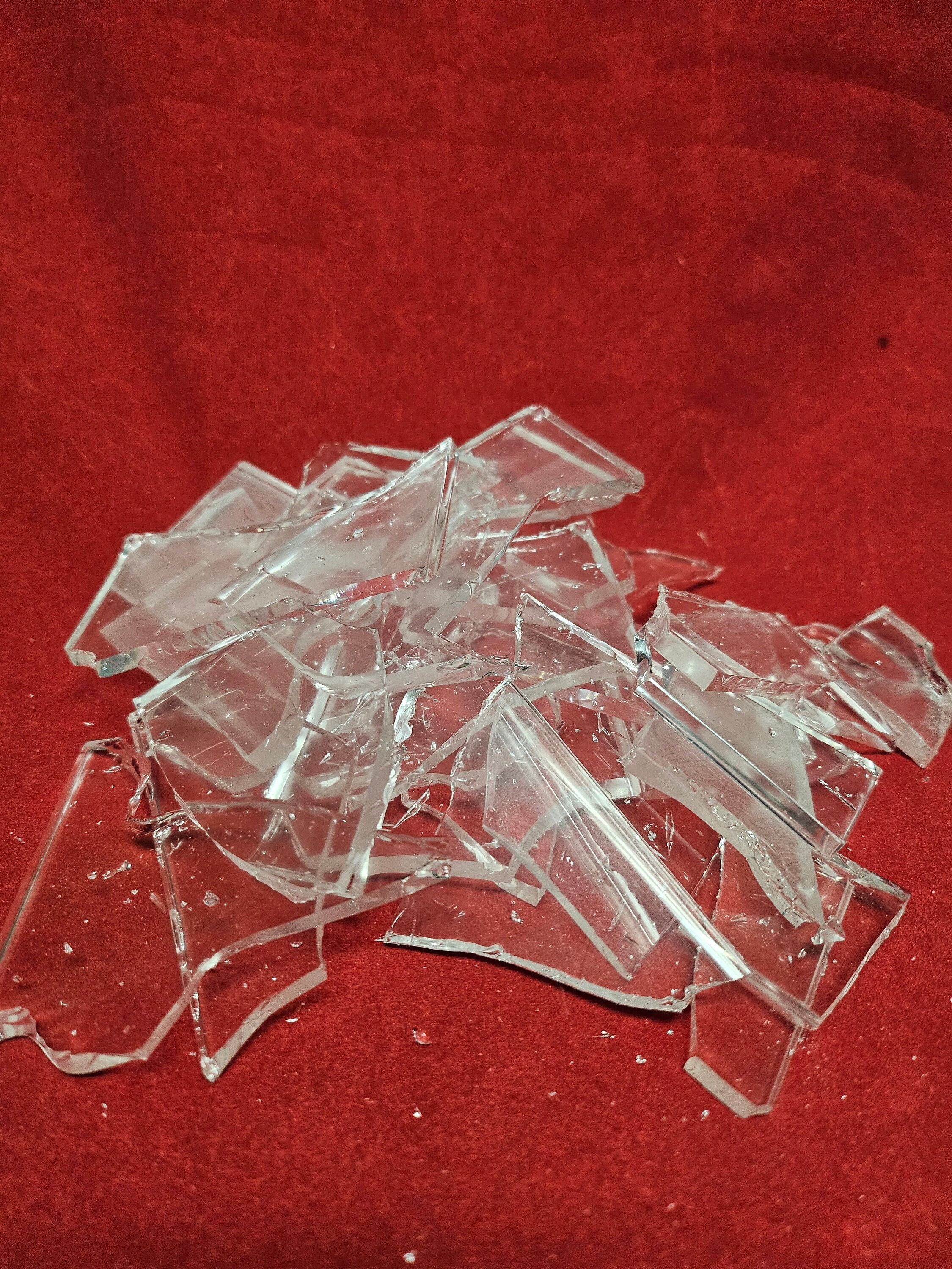 Shop - props, breakaway beer bottles, movie money and film related ...