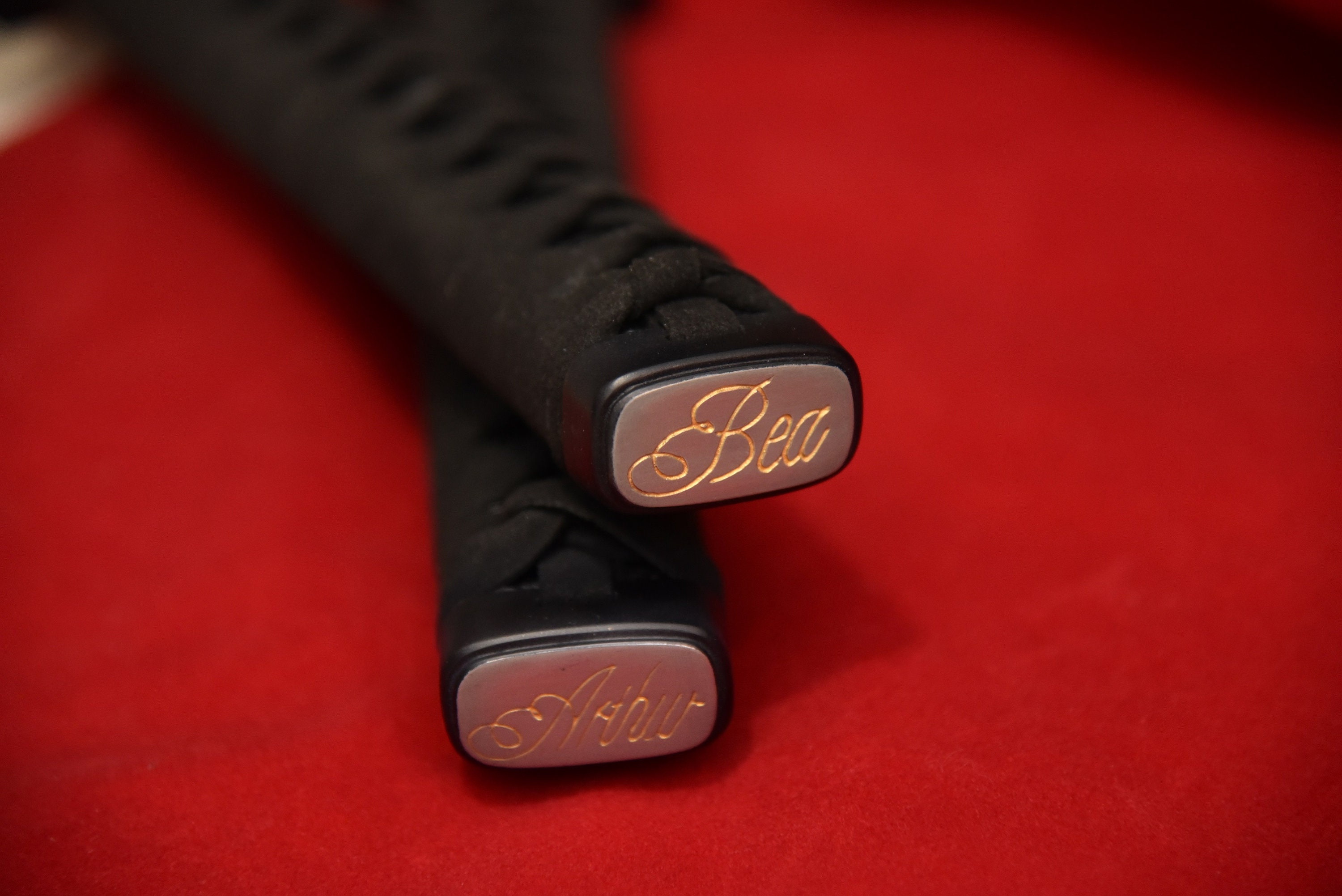 Deadpool knife movie inspired con safe — Raptor Props