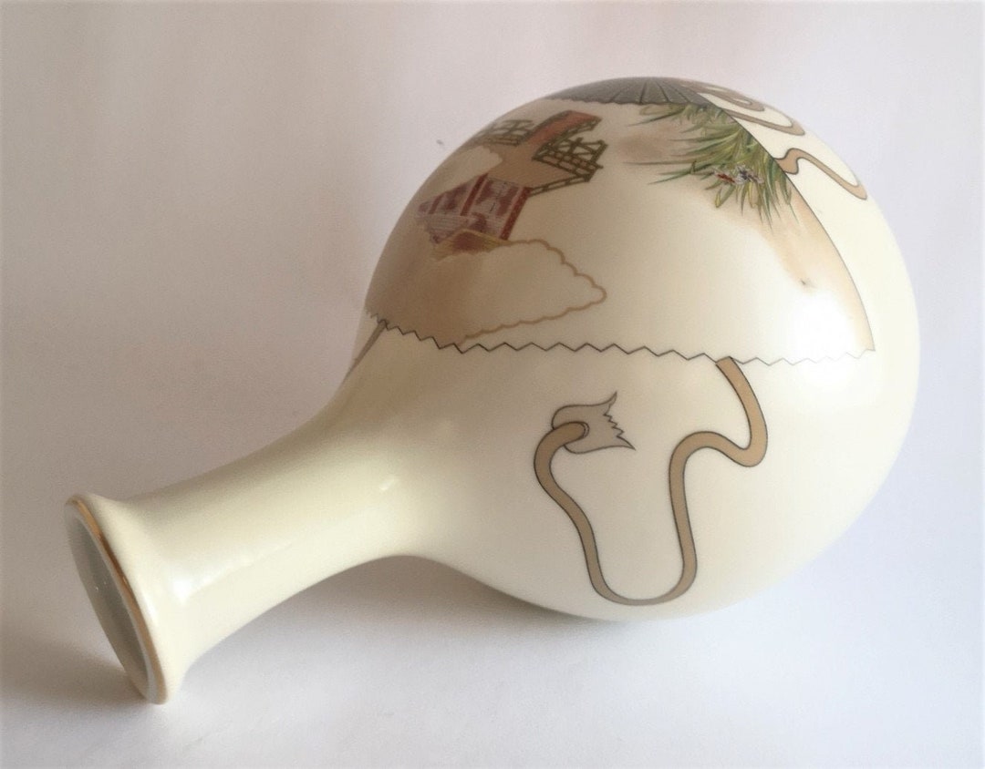 Japanese Pottery, Ceramic Vase, Signed Porcelain Pot, Hand-painted ...