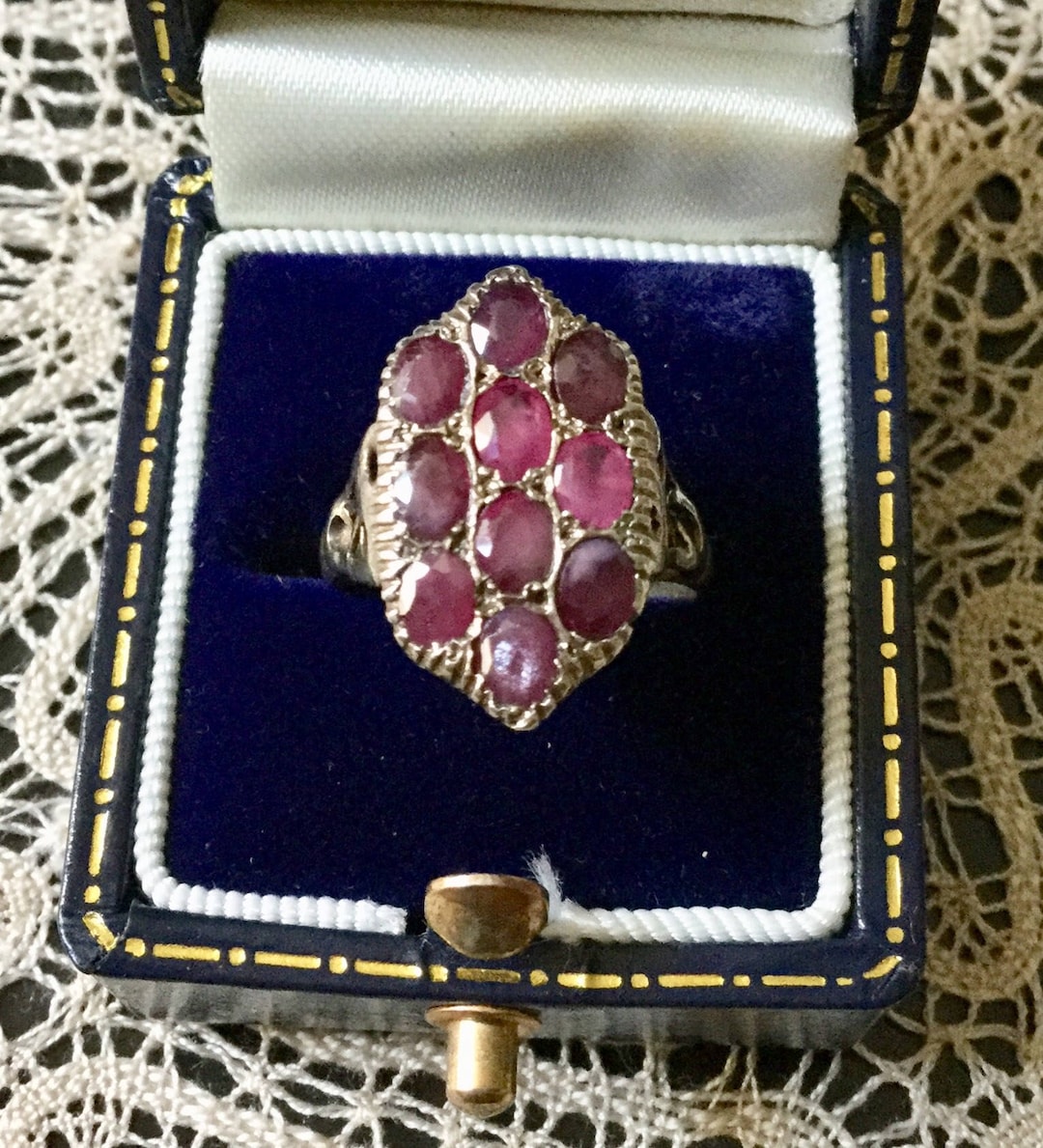 C1700 ANTIQUE Genuine RUBY SILVER Ring- Beautiful Ruby- Carved Silver ...