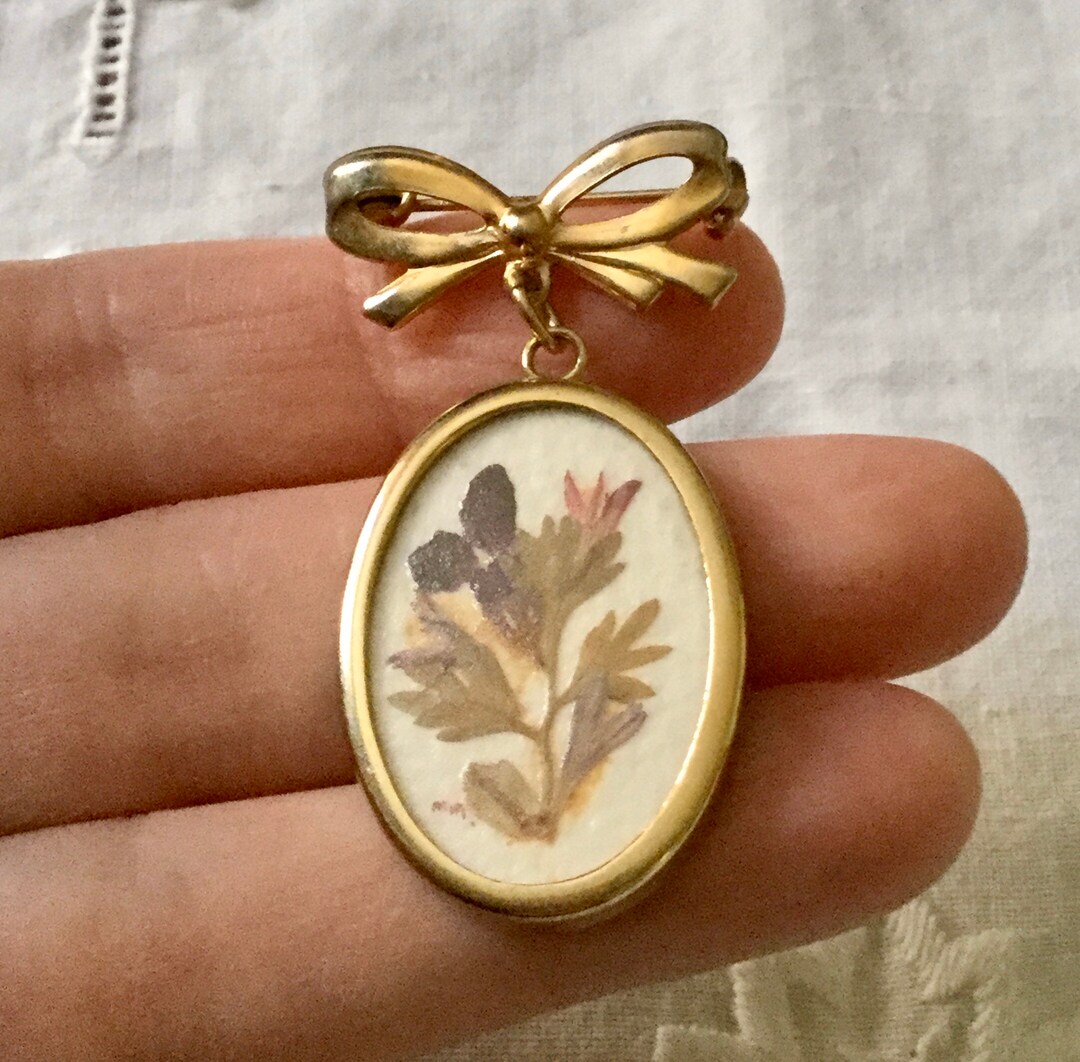 AUTHENTIQUE c1950 FLEURS Vintage Art Deco GoldPlated Brooch- French ...
