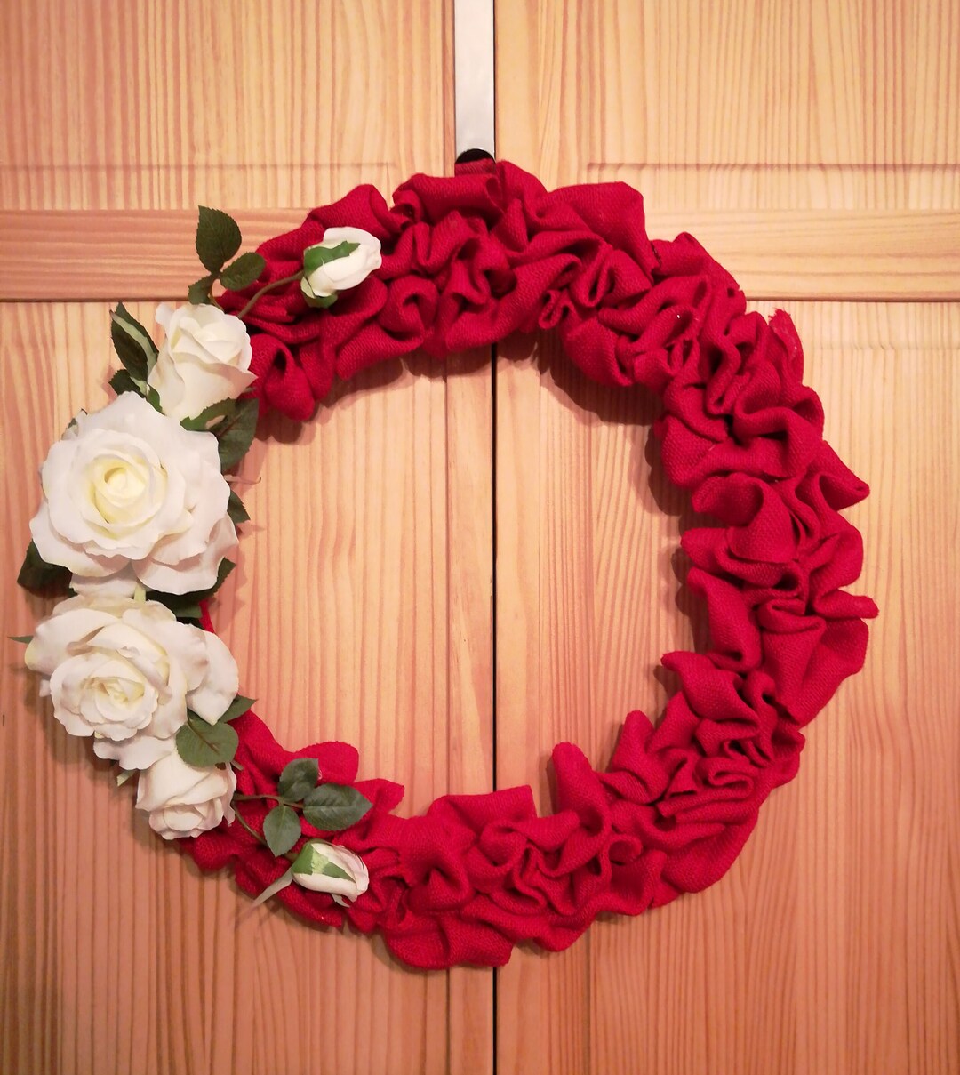 Red Romance Wreath - Etsy