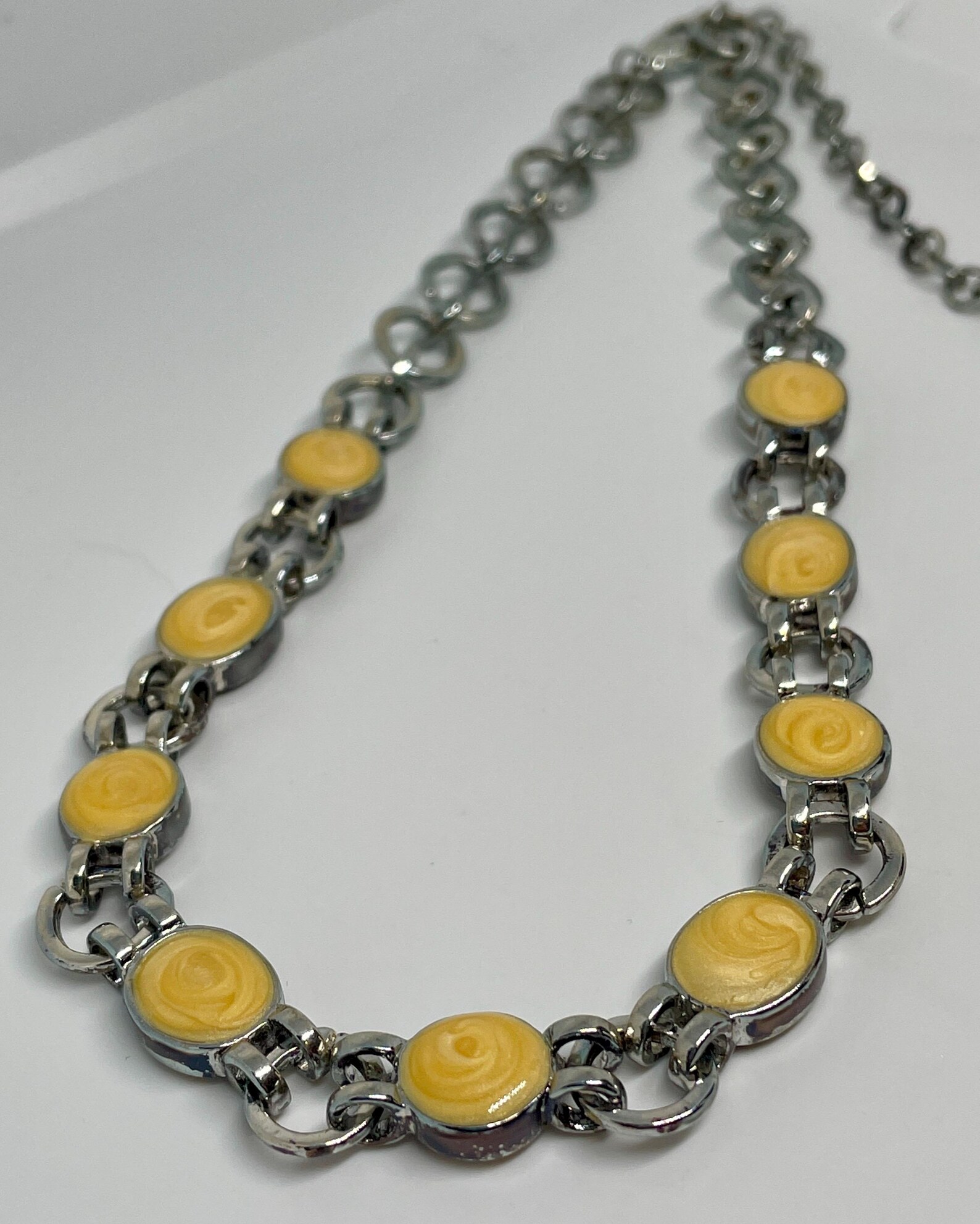 Liz Claiborne Vintage SIGNED Yellow Swirl Link Bead Chain Necklace Faux ...