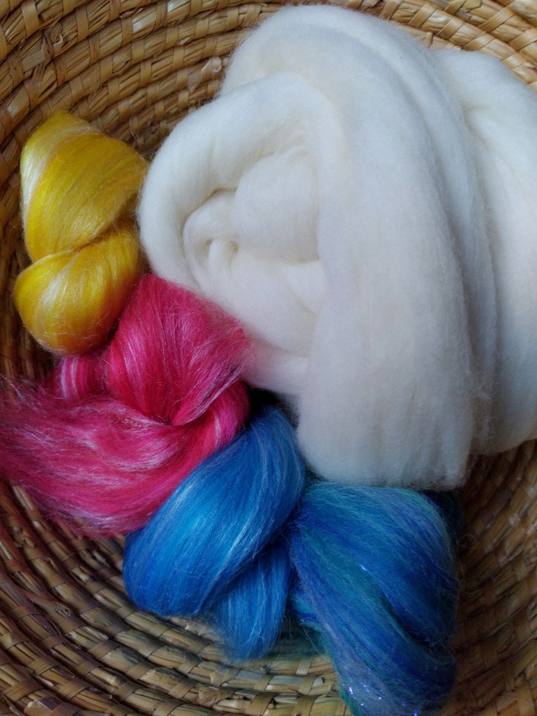Rolag Kit, Rambouillet, Merino, Silk, Firestar, for Blending on ...