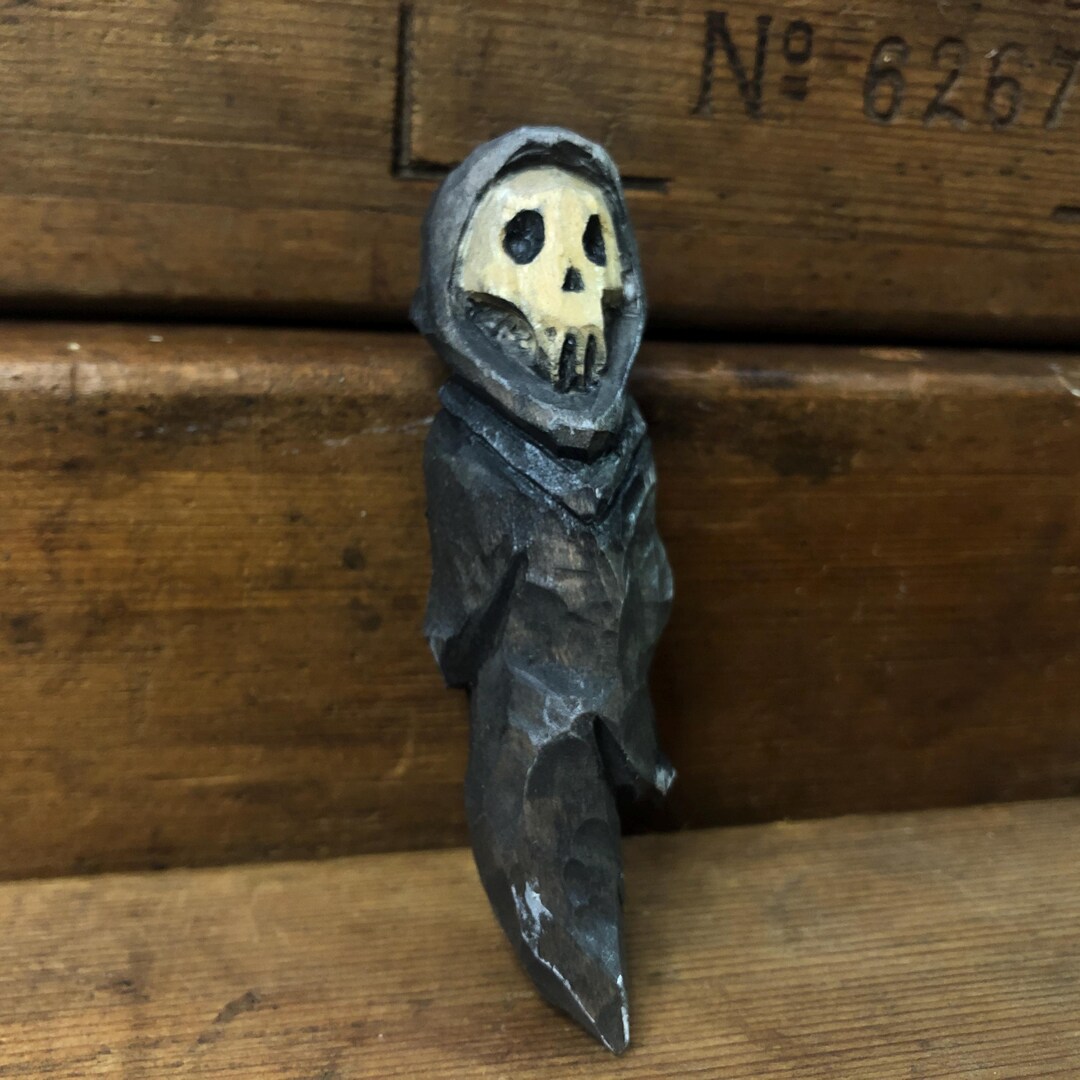 Hand-carved Wooden Grim Reaper / Skeleton Totem– Skeleton Totem ...