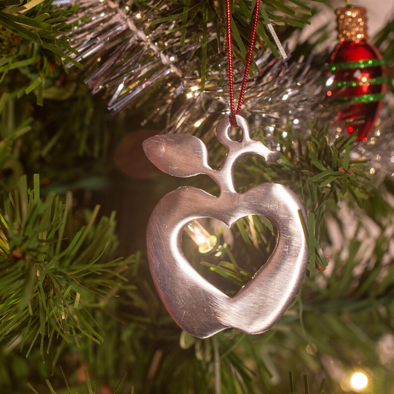 Teacher Apple Heart Christmas Ornament Minimalist Ornament - Etsy