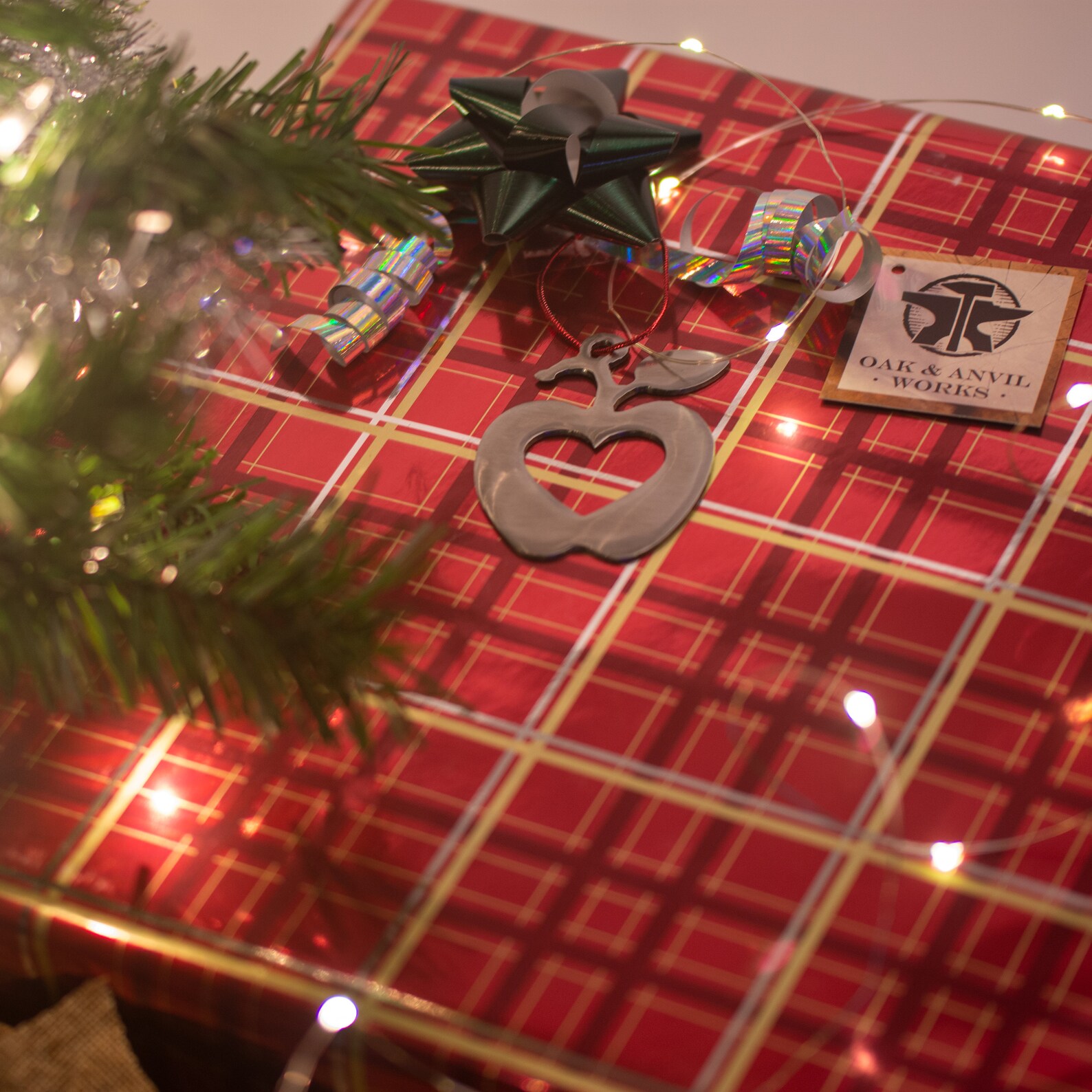 Teacher Apple Heart Christmas Ornament Minimalist Ornament - Etsy