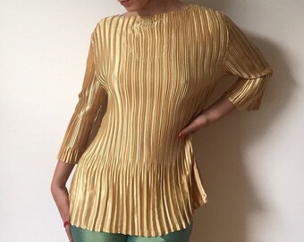 Gold pleated | Etsy