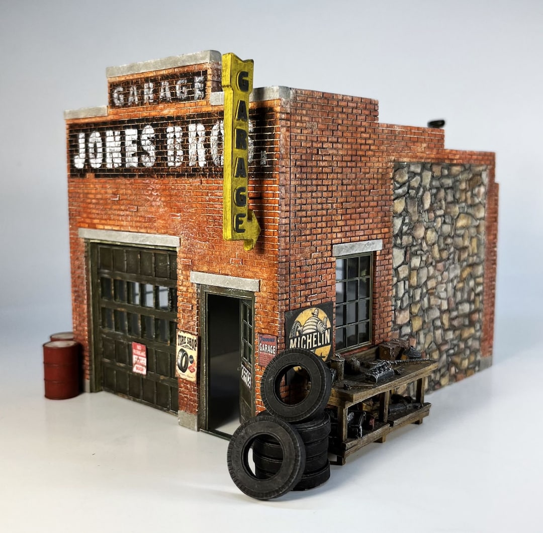 O/on30 Scale Jones Brothers Garage Model Kit, Diorama, Railroad Hobby ...