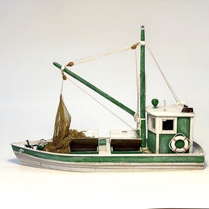 O 1:48 Scale Wooden Fishing Boat Kit for Diorama, Model Railroading - Etsy