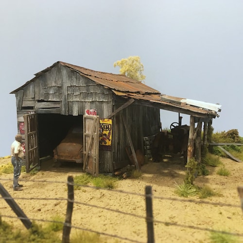 O 1:48 Scale the Barn Find - Etsy