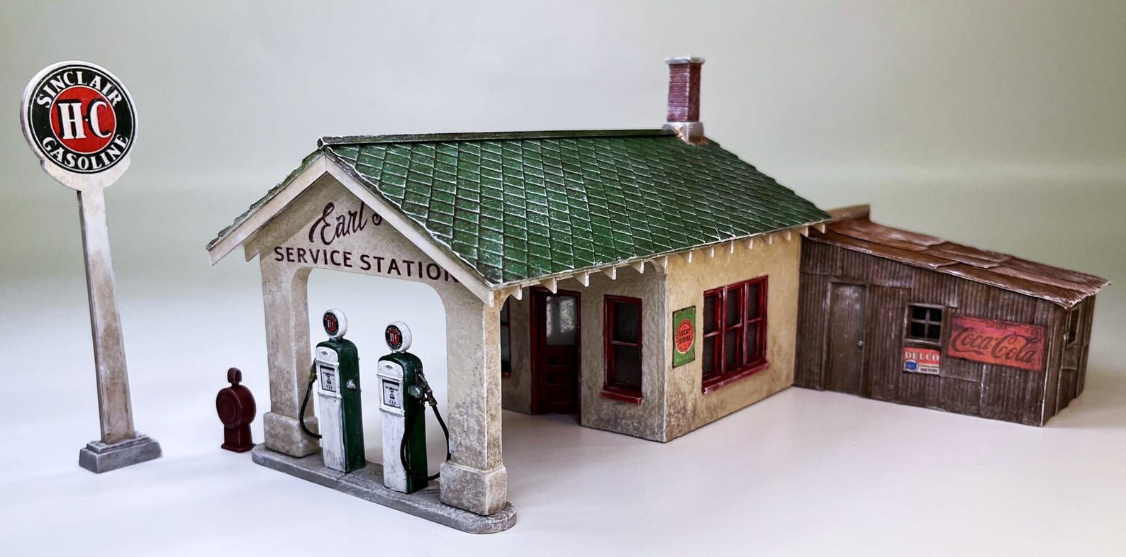 O/on30 1:48 Earl’s Service Station Model Kit for Diorama, Model ...