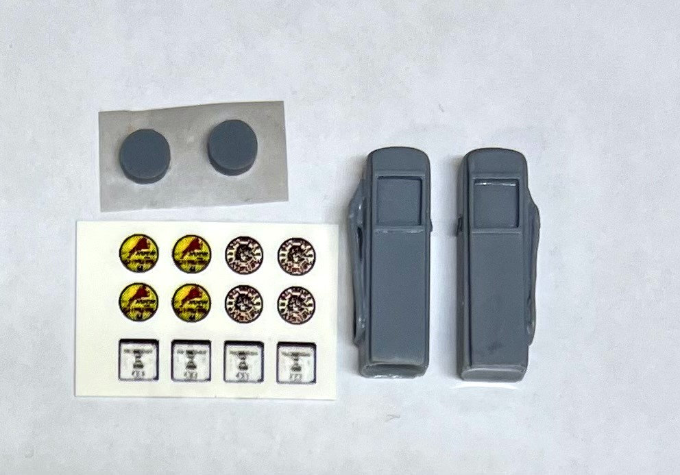 HO 1:87 Scale Gas Pumps (set of 2) for Model Railroad, Diorama and ...